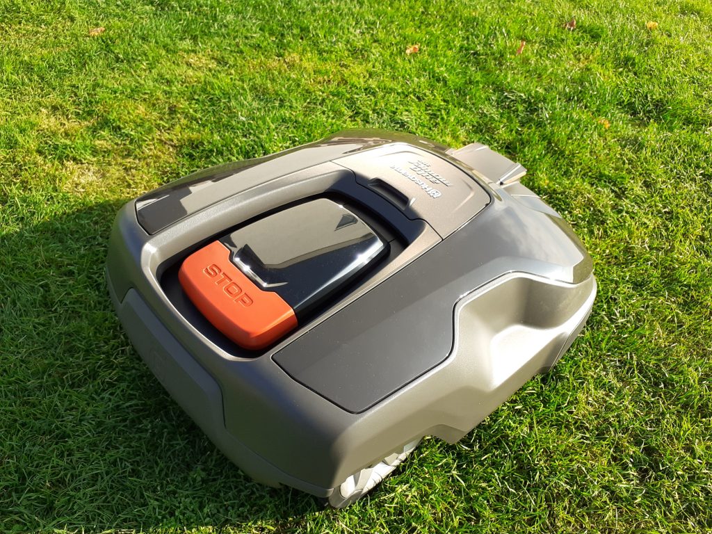 Automower 315 X - der Rasenroboter von Husqvarna bis 1500qm