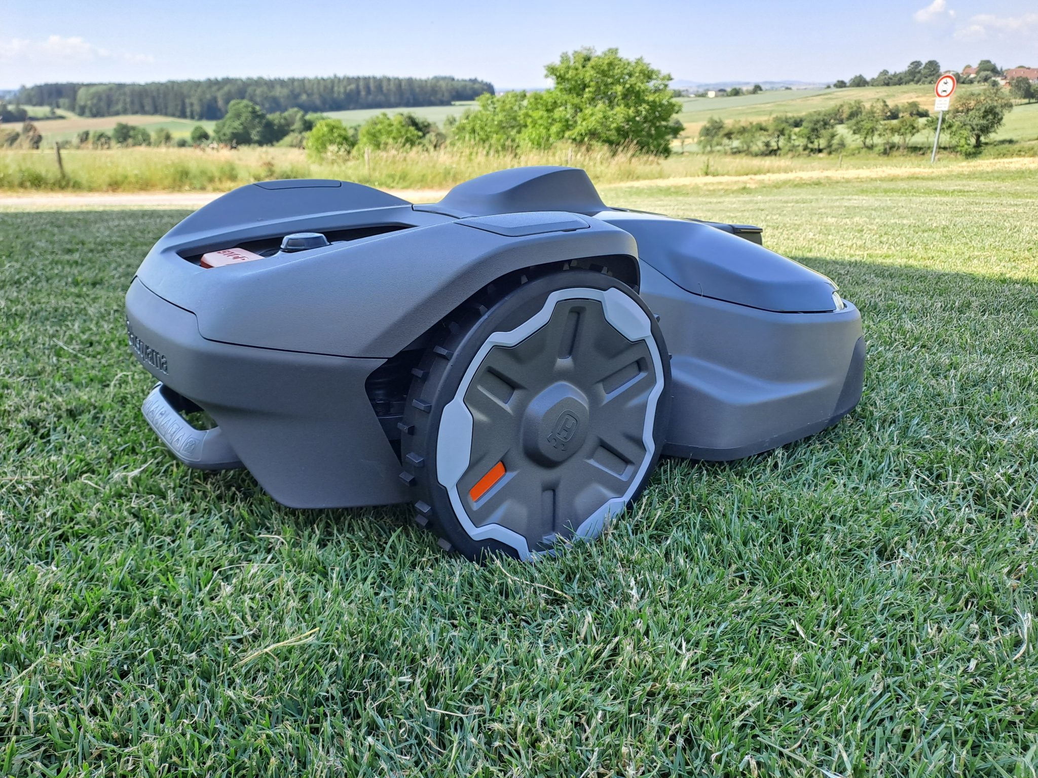 Husqvarna Automower 430X Nera - der kabellose Mähroboter